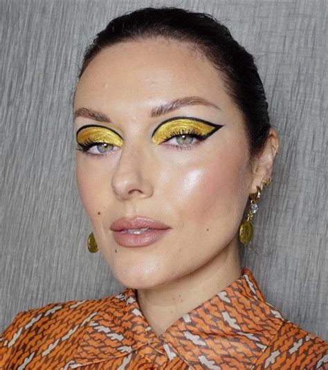60s Inspired Eye Makeup
