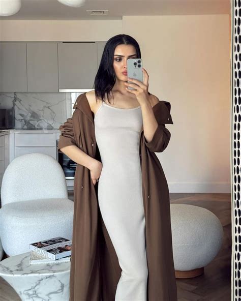 Dina Saeva R Senoritadina