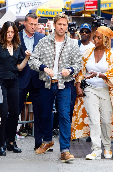 The Essential Ryan Gosling Outfits You Ought To Have In Your Wardrobe