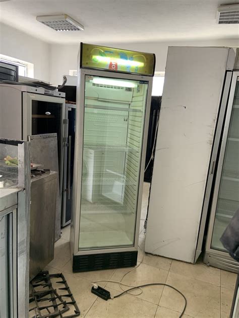 Хладилна витрина Sfa Cool гр Пловдив Коматево • Olx Bg