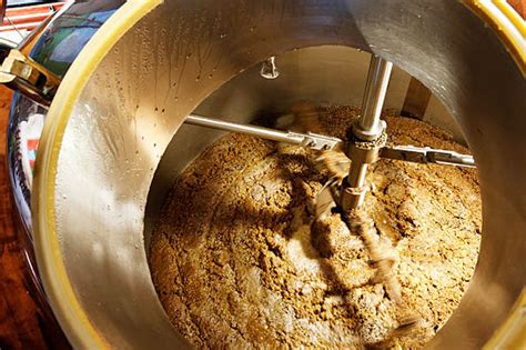 From Novice To Expert Understanding The Purpose Of A Mash Tun In Brewing Micet Craft Brewery