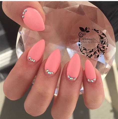 I Like The Gems Almond Nails Designs Diy Acrylic Nails Coral Nails