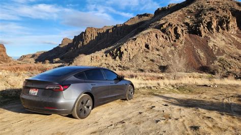 Mini Overlanding 🙃 Rteslamodel3