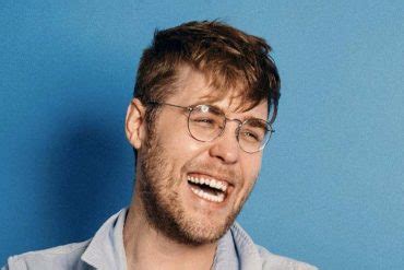 The YouTube Star Brandon Buckingham: Age, Height, Net Worth