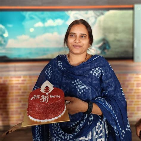 ఐపాయ్ పొద్దున్నే చూడకపోతినిది Devika Reddy