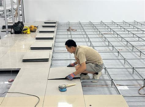 揭秘防静电地板的核心原材料：为何它们能有效防止静电产生？ 知乎