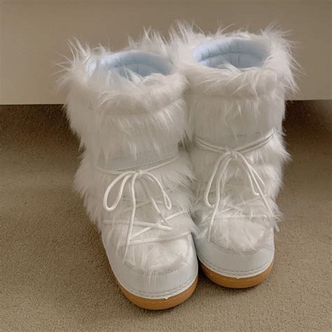 드메인 스노우부츠 삿포로부츠 방한 키높이 패딩 털 어그 페이크퍼부츠