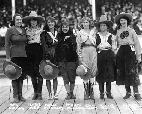 Rodeo Cowgirls Of The 1930s 8 X10 Photo Etsy Rodeo Girls Rodeo