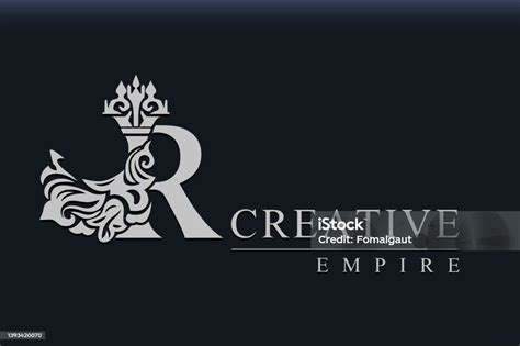 크라운과 로얄 레터 R 럭셔리 로고 템플릿 크리에이티브 디자인 비즈니스 사인 배지 크레스트 라벨 부티크 브랜드 호텔 레스토랑 헤럴드에 대한 엠블럼 빅토리아 스타일 벡터
