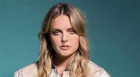 Tove Lo Height Weight Body Measurements Bra Size Shoe Size