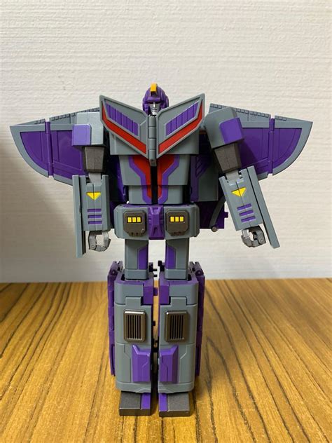 Transformers Astrotrain Hobbies And Toys Toys And Games On Carousell
