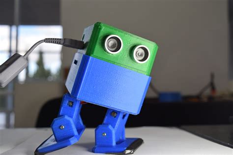 robot berkaki dua robotika foto gratis di pixabay