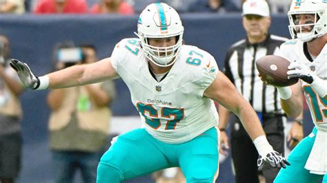 Dolphins Trade Veteran Ol Dan Feeney To Bears For Sixth Round Pick Per