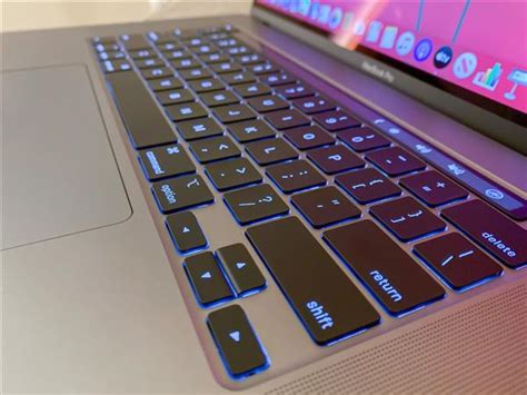 苹果16寸macbook Pro笔记本发布 蝶式键盘终于改掉了 凤凰网