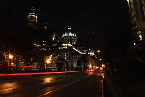 무료 이미지 빛 건축물 건물 궁전 늙은 시티 도시 풍경 황혼 유럽 저녁 반사 박물관 종교 섬 경계표 정면 어둠 교회에 성당 가로등