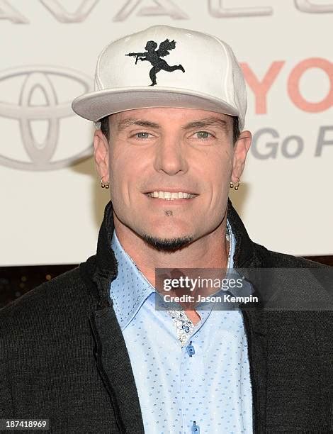 Vanilla Ice Photos And Premium High Res Pictures Getty Images