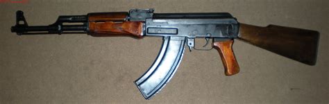 如何快速分辨ak47、akm、56式冲锋枪与ak74 等？ Getit01