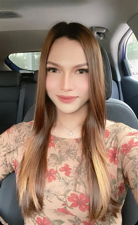 Delly Malaysian Transsexual Escort In Kuala Lumpur
