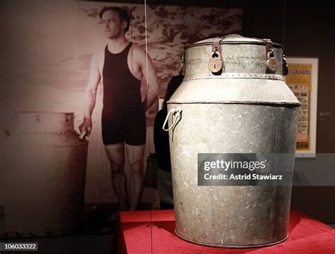 Harry Houdini Museum Photos And Premium High Res Pictures Getty Images