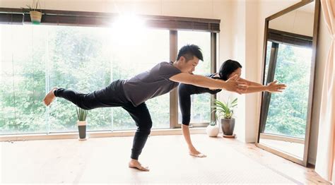 10 Bodyweight Exercises And Stretches To Strengthen Your Hamstrings Muscle And Fitness