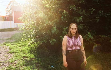 Soccer Mommy Covers Taylor Swift And Announces Karaoke Night Ep