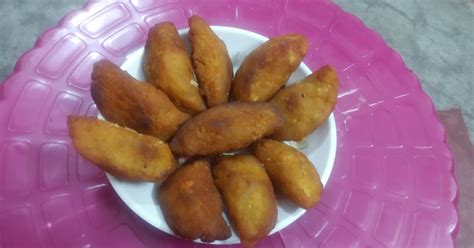 মুগ ডালের ভাজা পিঠা Moog Dal Bhaja Pitha In Bengali