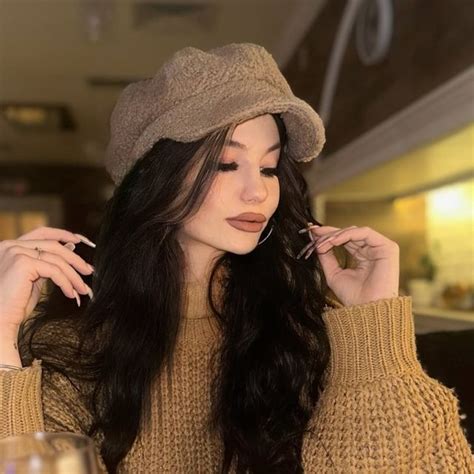 Lillyy • Threads Say More Lillyy • Threads Say More