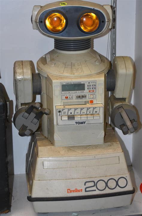 Sold Price Tomy Omnibot 2000 March 6 0119 9 00 Am Edt