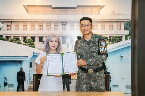 패션비즈 Jsa경비대대 아이비갤러리 미술품 기증 및 전시 관련 상호협력을 위한 협약 체결