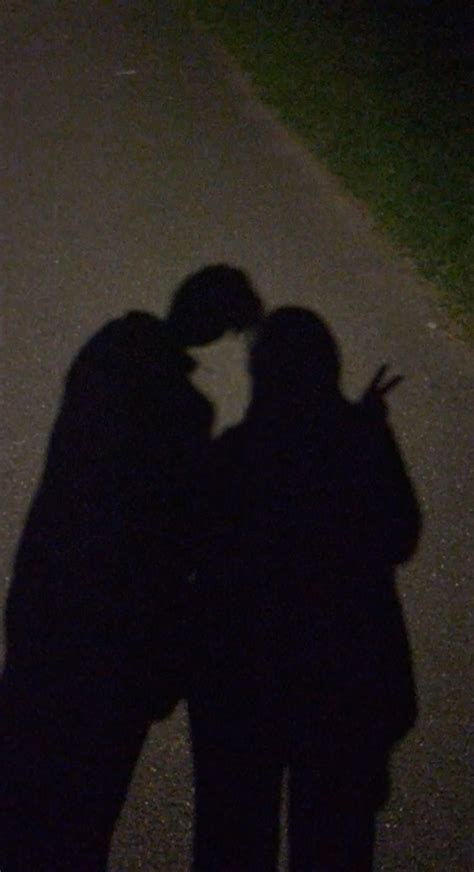Pin By Kinanh On Couple Couple Shadow Shadow Pictures Relationship