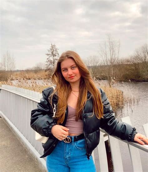 Aimée Content Creator Ugc On Instagram Ill Do This My Way