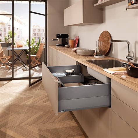 Merivobox Drawer System Blum