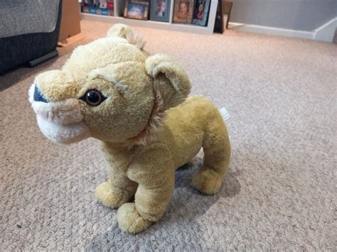 Disneys The Lion King Interactive Live Action Roaring Simba £099