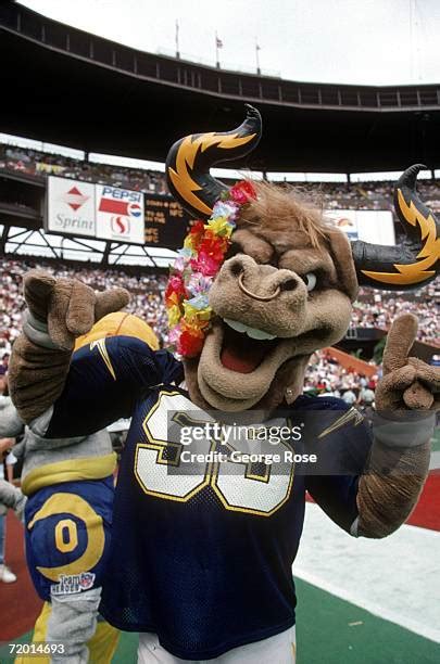 Chargers Mascot Photos And Premium High Res Pictures Getty Images