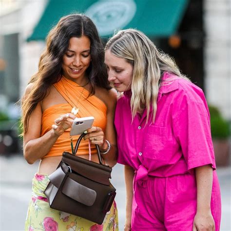 Birgit Van Mol 56 Leeftijd Is Máár Een Getal