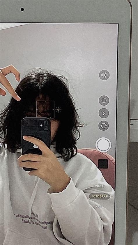 Pin By Winter On Poses Para Fotos Mirror Selfie Poses Girly