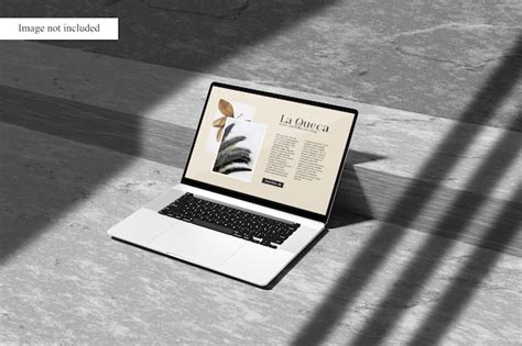 Ui 디자인을 클라이언트에게 보여주기 위한 미니멀리스트 관점 노트북 모형 프리미엄 Psd 파일