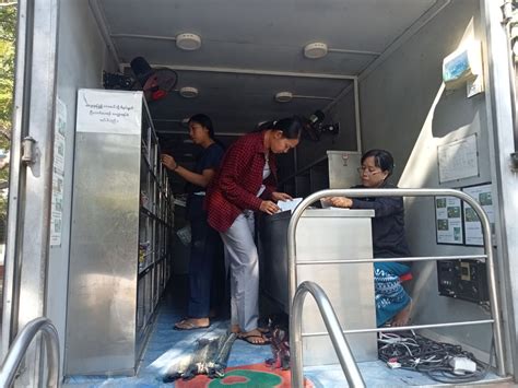 ပြည်ကြီးတံခွန်မြို့နယ် အထွေထွေအုပ်ချုပ်ရေးဦးစီးဌာနရုံးသို့ ရွေ့လျားမော်တော်ယာဉ်ဖြင့် စာအုပ