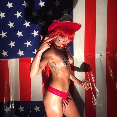 Naked Miley Cyrus Added 07192016 By Bot