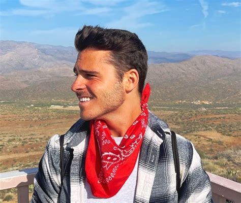 How Much Is The Brandon Roberts Net Worth