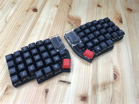 Lily58 Pro — KeyHive