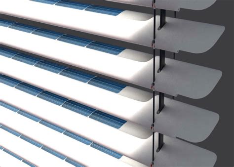 Solar Blind Lise Capet