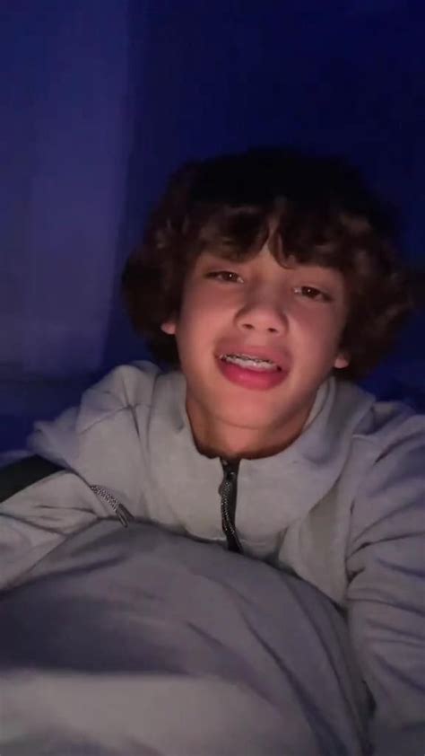 Bedtime Got Me Feelin Video In Cute Blonde Guys Cute Celebrity Guys Cute White Guys