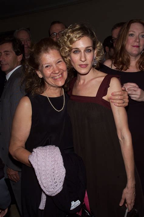 Sarah Jessica Parker And 7 Siblings Vowed To Late Stepdad To Care For