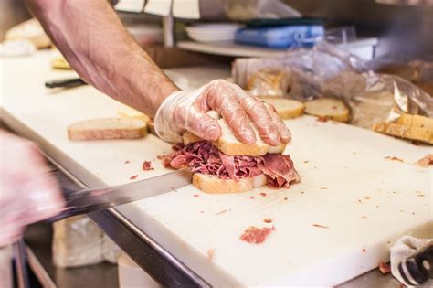 Slicing Knife Vs Carving Knife Know The Differences