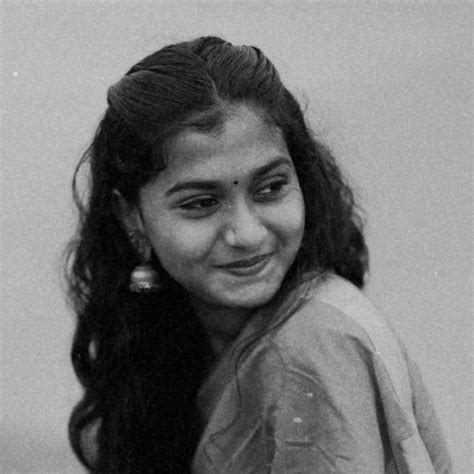 Aishu Its Her Threads Say More