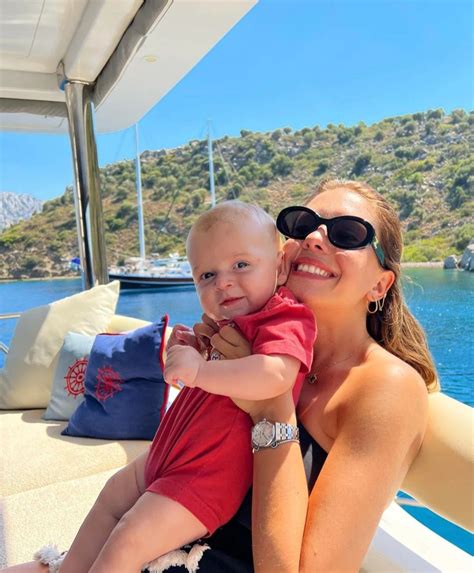 Eda Ece Selfies Poses Bikinis Turkish Actors