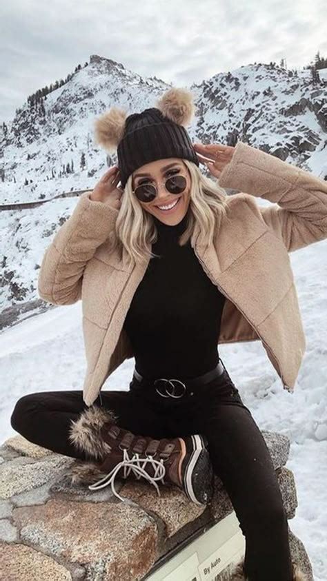 40 Snow Bunny Ideas In 2021 Skiing Outfit Snow Outfit Snow Outfits For Women
