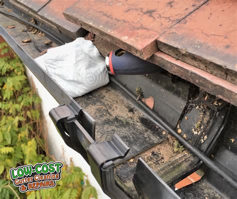 How To Replace A Gutter Joint Low Cost Gutter Cleaning And Repairs