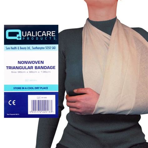 Triangular Bandage Used In First Aid At Stephanie Cooke Blog